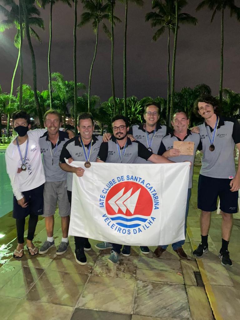 Zeus Team conquista o terceiro lugar no 51º Circuito Rio - Veleiros da Ilha